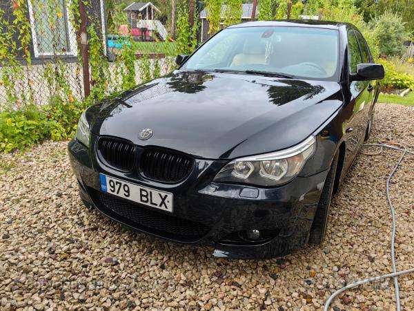 Melns BMW 5 Series 2005 Tallina, ar dzinēja tilpumu 3.00 L un nobraukumu 277 tūkst. km par 4200 €, foto 1 vietnē AUTOMOTO.COM.LV