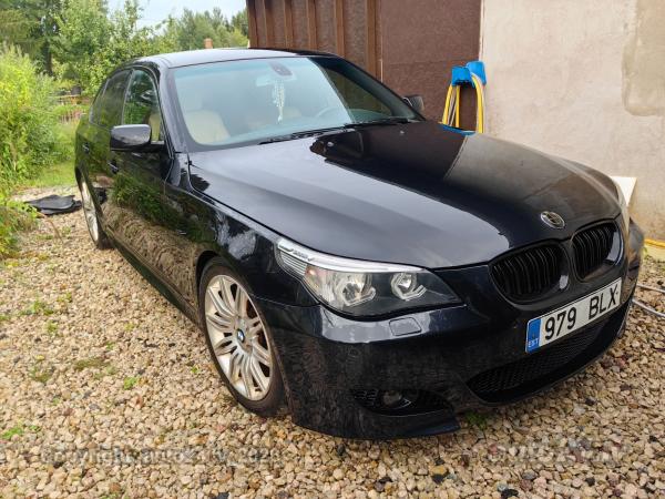 Melns BMW 5 Series 2005 Tallina, ar dzinēja tilpumu 3.00 L un nobraukumu 277 tūkst. km par 4200 €, foto 6 vietnē AUTOMOTO.COM.LV