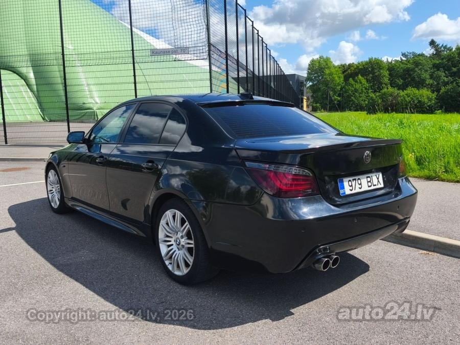 Melns BMW 5 Series 2005 Tallina, ar dzinēja tilpumu 3.00 L un nobraukumu 277 tūkst. km par 5200 €, foto 4 vietnē AUTOMOTO.COM.LV