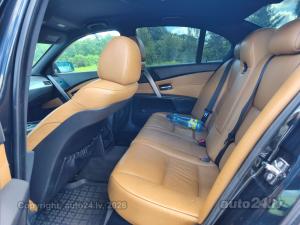 Melns BMW 5 Series 2005 Tallina, ar dzinēja tilpumu 3.00 L un nobraukumu 277 tūkst. km par 5200 €, foto 9 vietnē AUTOMOTO.COM.LV