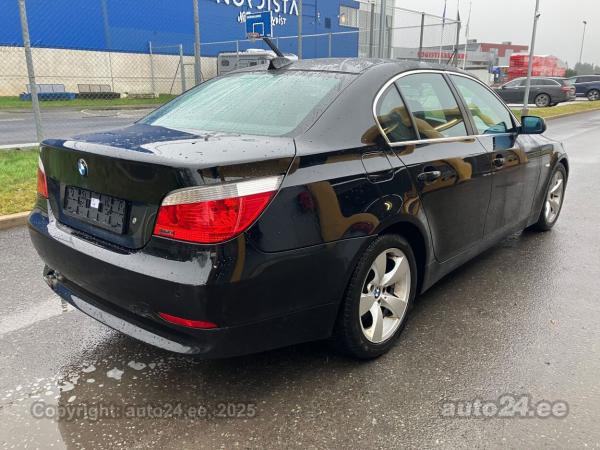 Black BMW 5 Series 2006 in Tartu, with an engine capacity of 2.50 L and mileage of 297 thousand km for 4990 €, photo 3 on AUTOMOTO.COM.LV