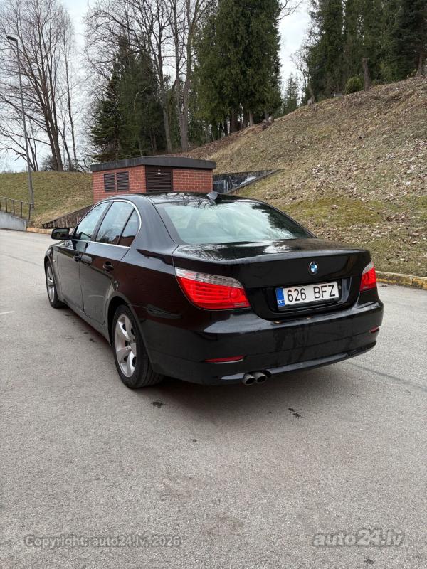 Melns BMW 5 Series 2007 Tallina, ar dzinēja tilpumu 3.00 L un nobraukumu 360 tūkst. km par 5800 €, foto 5 vietnē AUTOMOTO.COM.LV