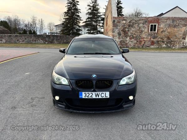 Melns BMW 5 Series 2007 Tartu, ar dzinēja tilpumu 3.00 L un nobraukumu 392 tūkst. km par 6500 €, foto 8 vietnē AUTOMOTO.COM.LV