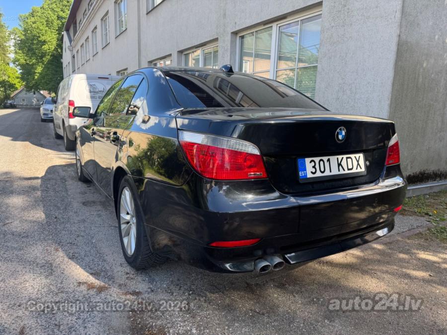 Melns BMW 5 Series 2007 Tallina, ar dzinēja tilpumu 2.50 L un nobraukumu 301 tūkst. km par 3499 €, foto 4 vietnē AUTOMOTO.COM.LV