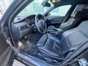 Melns BMW 5 Series 2007 Tallina, ar dzinēja tilpumu 2.50 L un nobraukumu 301 tūkst. km par 3499 €, foto 13 vietnē AUTOMOTO.COM.LV