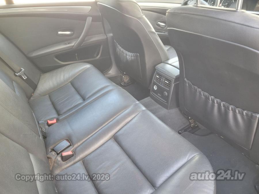 Black BMW 5 Series 2007 in Narva, with an engine capacity of 2.50 L and mileage of 273 thousand km for 1600 €, photo 6 on AUTOMOTO.COM.LV