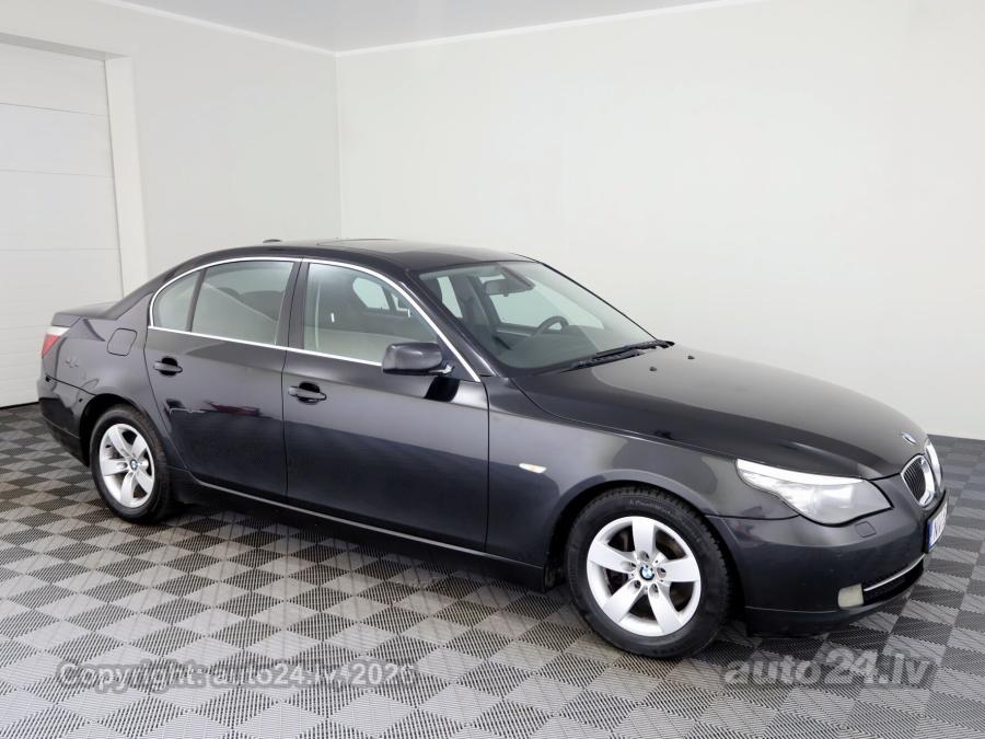 Melns BMW 5 Series 2007 Tallina, ar dzinēja tilpumu 2.50 L un nobraukumu 273 tūkst. km par 1699 €, foto 1 vietnē AUTOMOTO.COM.LV