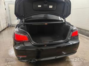 Melns BMW 5 Series 2007 Viljandi, ar dzinēja tilpumu 3.00 L un nobraukumu 227 tūkst. km par 5990 €, foto 16 vietnē AUTOMOTO.COM.LV