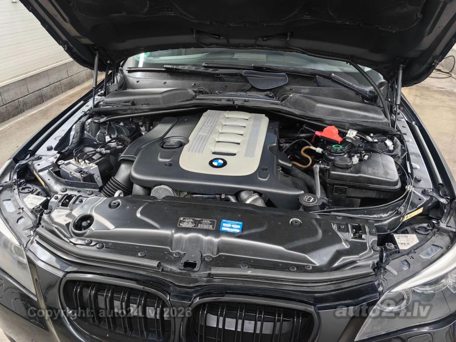 Melns BMW 5 Series 2007 Viljandi, ar dzinēja tilpumu 3.00 L un nobraukumu 227 tūkst. km par 5990 €, foto 18 vietnē AUTOMOTO.COM.LV