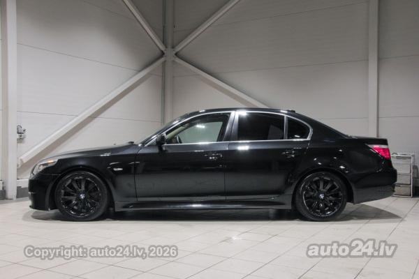 BMW 5 Series 2007 in Tallinn on AUTOMOTO.COM.LV Black BMW 5 Series 2007 in Tallinn, with an engine capacity of 3.00 L and mileage of 265 thousand km for 5800 €, photo 5 on AUTOMOTO.COM.LV