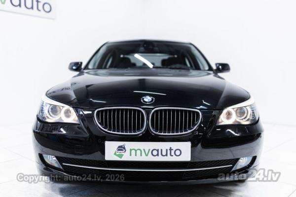 Melns BMW 5 Series 2008 Tallina, ar dzinēja tilpumu 3.00 L un nobraukumu 279 tūkst. km par 5990 €, foto 4 vietnē AUTOMOTO.COM.LV