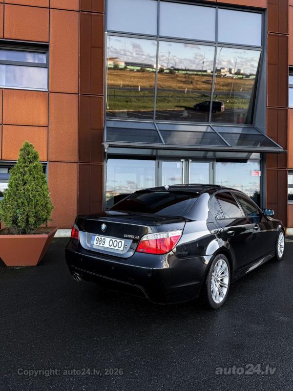 Melns BMW 5 Series 2008 Tallina, ar dzinēja tilpumu 3.00 L un nobraukumu 415 tūkst. km par 7500 €, foto 4 vietnē AUTOMOTO.COM.LV