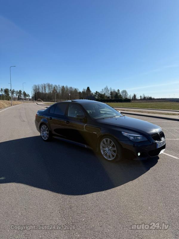 Black BMW 5 Series 2008 in Tallinn, with an engine capacity of 3.00 L and mileage of 360 thousand km for 8000 €, photo 4 on AUTOMOTO.COM.LV
