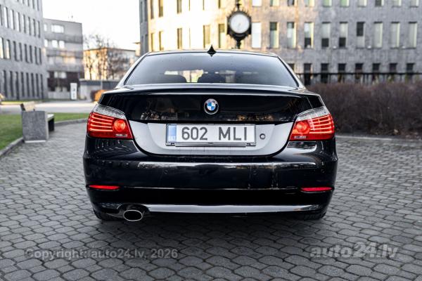Melns BMW 5 Series 2008 Tallina, ar dzinēja tilpumu 2.00 L un nobraukumu 329 tūkst. km par 4999 €, foto 5 vietnē AUTOMOTO.COM.LV