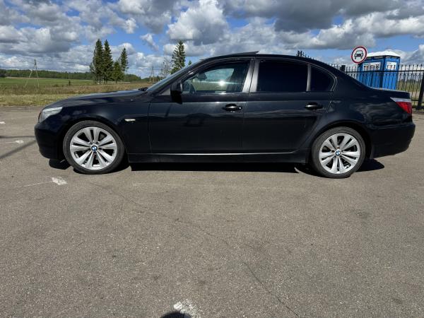 Black BMW 5 Series 2008 in Silale, with an engine capacity of 3.00 L and mileage of 395 thousand km for 4900 €, photo 3 on AUTOMOTO.COM.LV