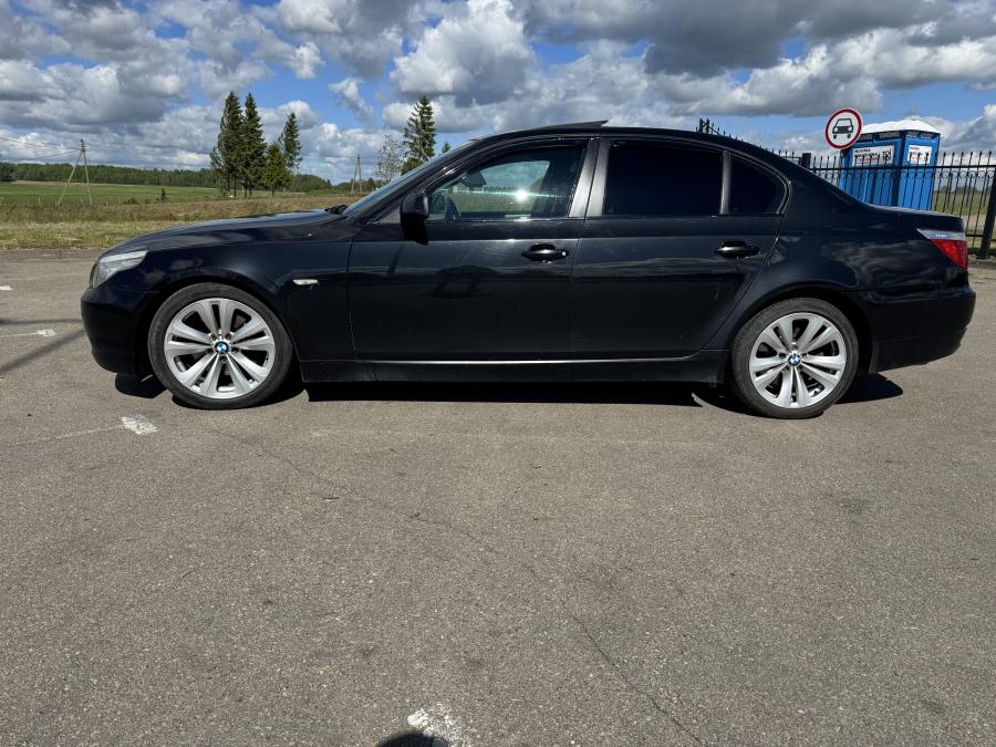 Black BMW 5 Series 2008 in Silale, with an engine capacity of 3.00 L and mileage of 395 thousand km for 4900 €, photo 4 on AUTOMOTO.COM.LV