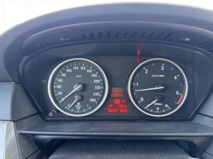 Black BMW 5 Series 2008 in Silale, with an engine capacity of 3.00 L and mileage of 395 thousand km for 4900 €, photo 9 on AUTOMOTO.COM.LV