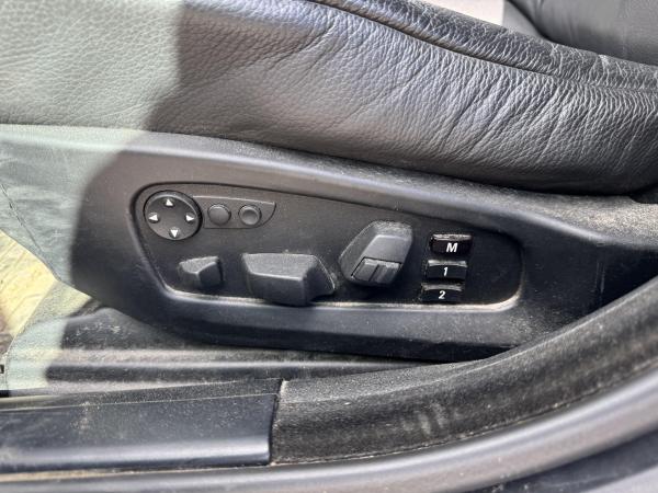 Black BMW 5 Series 2008 in Silale, with an engine capacity of 3.00 L and mileage of 395 thousand km for 4900 €, photo 9 on AUTOMOTO.COM.LV