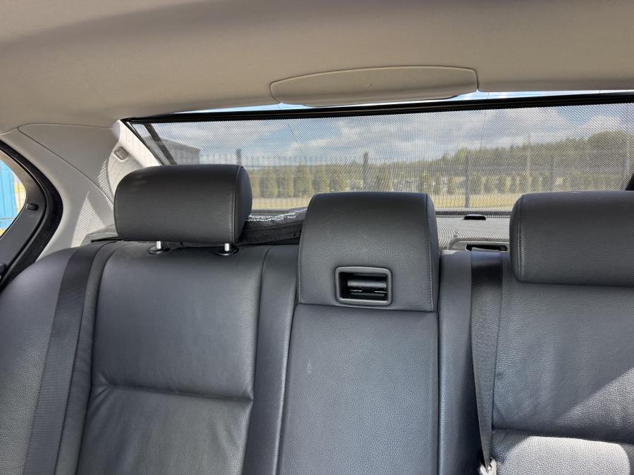 Black BMW 5 Series 2008 in Silale, with an engine capacity of 3.00 L and mileage of 395 thousand km for 4900 €, photo 15 on AUTOMOTO.COM.LV