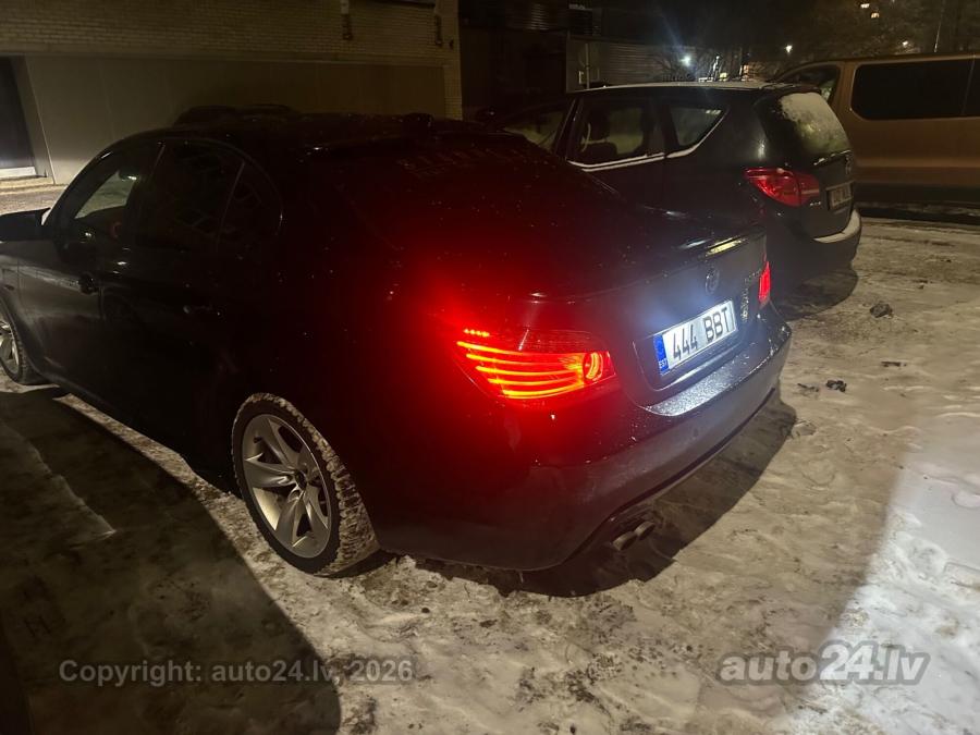 Melns BMW 5 Series 2008 Jehvi, ar dzinēja tilpumu 3.00 L un nobraukumu 278 tūkst. km par 10000 €, foto 15 vietnē AUTOMOTO.COM.LV