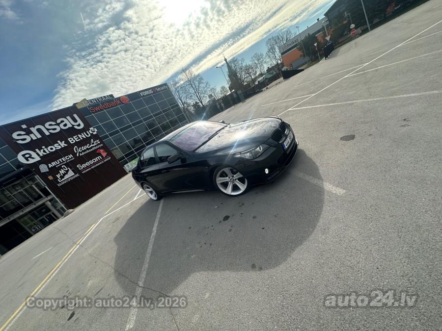 Melns BMW 5 Series 2008 Jehvi, ar dzinēja tilpumu 3.00 L un nobraukumu 278 tūkst. km par 10000 €, foto 20 vietnē AUTOMOTO.COM.LV