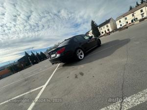 Melns BMW 5 Series 2008 Jehvi, ar dzinēja tilpumu 3.00 L un nobraukumu 278 tūkst. km par 10000 €, foto 22 vietnē AUTOMOTO.COM.LV