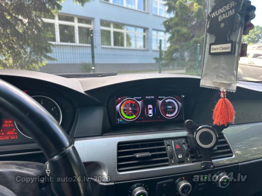 Melns BMW 5 Series 2008 Jehvi, ar dzinēja tilpumu 3.00 L un nobraukumu 278 tūkst. km par 10000 €, foto 30 vietnē AUTOMOTO.COM.LV