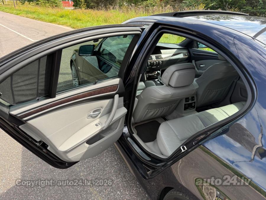 Black BMW 5 Series 2008 in Tallinn, with an engine capacity of 3.00 L and mileage of 370 thousand km for 7500 €, photo 9 on AUTOMOTO.COM.LV