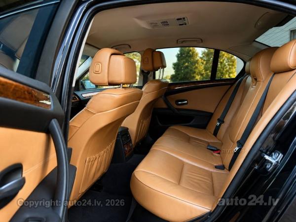 Melns BMW 5 Series 2008 Tartu, ar dzinēja tilpumu 3.00 L un nobraukumu 405 tūkst. km par 5500 €, foto 7 vietnē AUTOMOTO.COM.LV