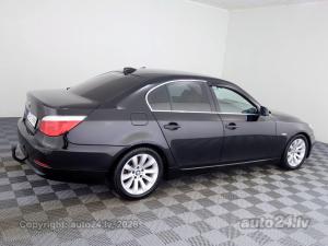 Black BMW 5 Series 2009 in Tallinn, with an engine capacity of 2.00 L and mileage of 575 thousand km for 2799 €, photo 3 on AUTOMOTO.COM.LV