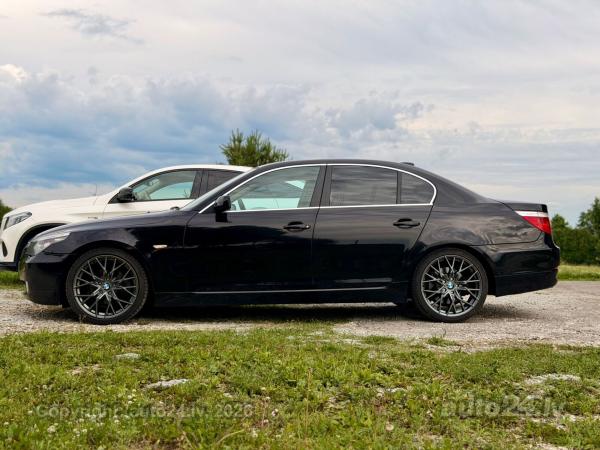 Melns BMW 5 Series 2009 Tallina, ar dzinēja tilpumu 2.00 L un nobraukumu 324 tūkst. km par 5500 €, foto 6 vietnē AUTOMOTO.COM.LV