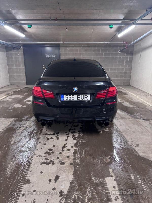 Black BMW 5 Series 2010 in Tartu, with an engine capacity of 3.00 L and mileage of 309 thousand km for 14500 €, photo 6 on AUTOMOTO.COM.LV