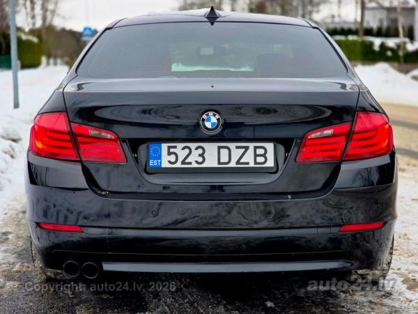 Black BMW 5 Series 2010 in Tallinn, with an engine capacity of 3.00 L and mileage of 289 thousand km for 7490 €, photo 5 on AUTOMOTO.COM.LV