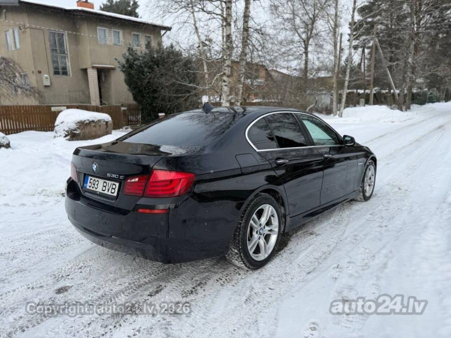 Melns BMW 5 Series 2010 Tallina, ar dzinēja tilpumu 3.00 L un nobraukumu 355 tūkst. km par 6990 €, foto 4 vietnē AUTOMOTO.COM.LV