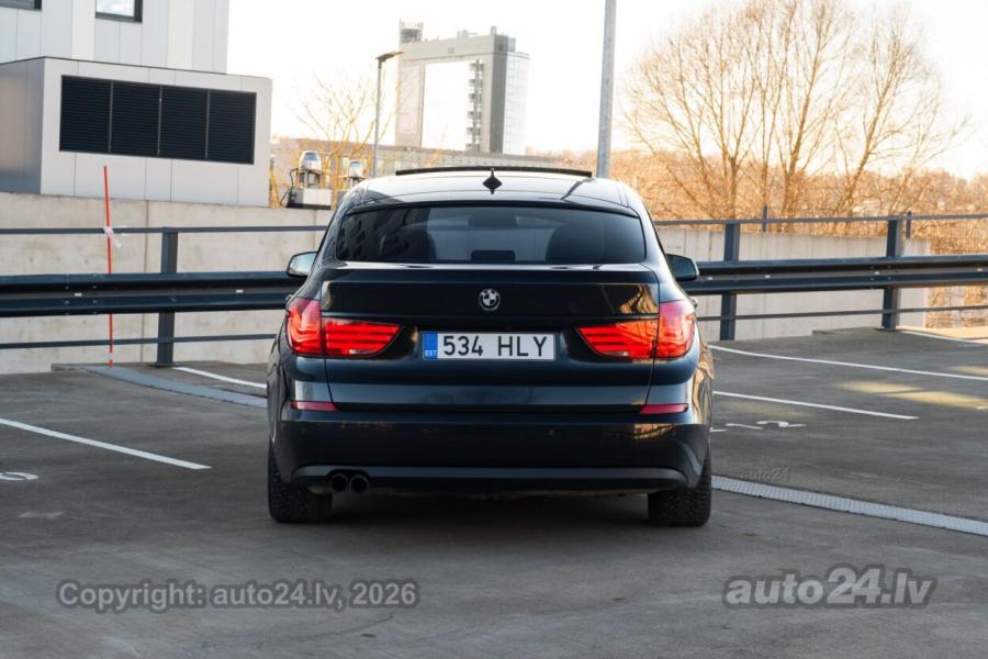 Black BMW 5 Series 2010 in Tartu, with an engine capacity of 3.00 L and mileage of 440 thousand km for 5999 €, photo 6 on AUTOMOTO.COM.LV