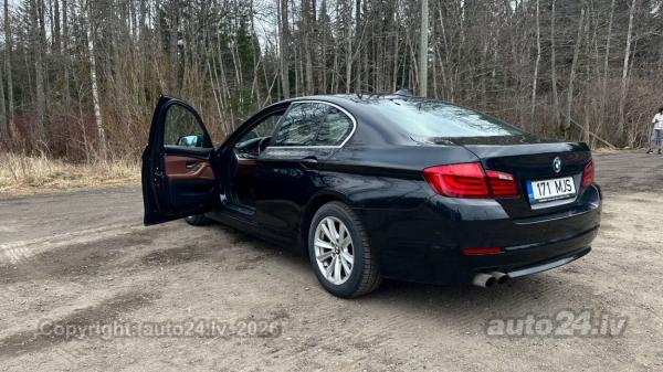 Black BMW 5 Series 2010 in Tallinn, with an engine capacity of 2.00 L and mileage of 254 thousand km for 10500 €, photo 5 on AUTOMOTO.COM.LV