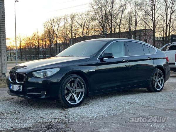 Black BMW 5 Series 2010 in Narva, with an engine capacity of 3.00 L and mileage of 278 thousand km for 7999 €, photo 2 on AUTOMOTO.COM.LV