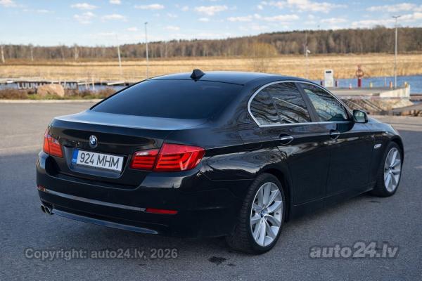 Black BMW 5 Series 2010 in Tartu, with an engine capacity of 2.00 L and mileage of 280 thousand km for 9999 €, photo 3 on AUTOMOTO.COM.LV