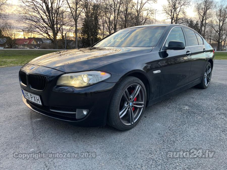 Black BMW 5 Series 2010 in Paide, with an engine capacity of 3.00 L and mileage of 310 thousand km for 9900 €, photo 1 on AUTOMOTO.COM.LV