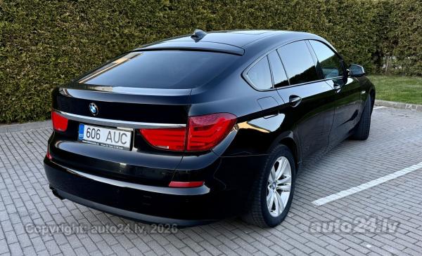 Black BMW 5 Series 2010 in Tartu, with an engine capacity of 3.00 L and mileage of 270 thousand km for 11500 €, photo 3 on AUTOMOTO.COM.LV