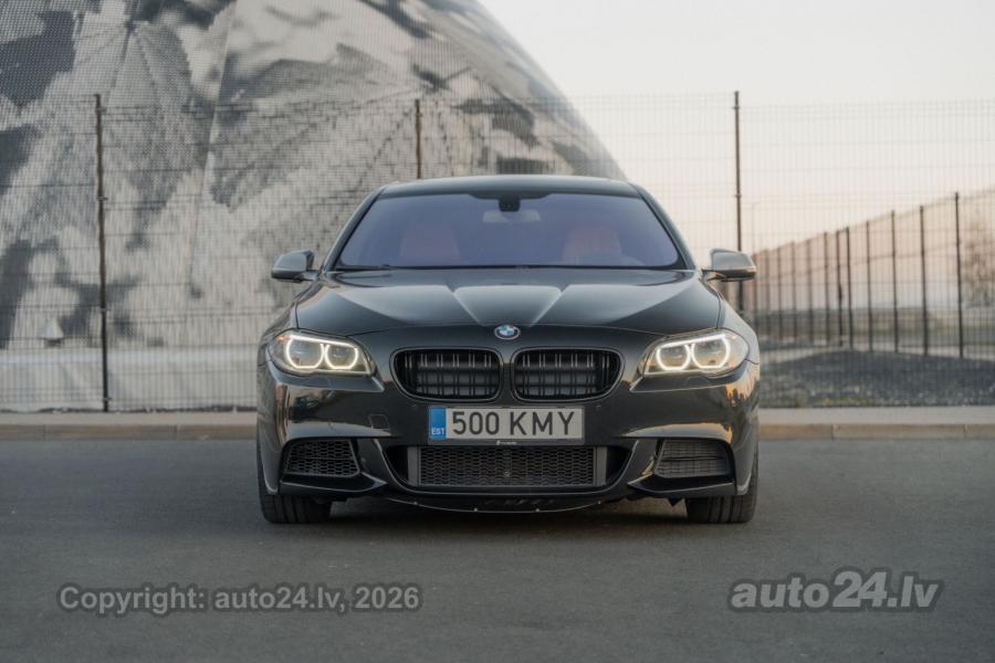 Melns BMW 5 Series 2010 Tallina, ar dzinēja tilpumu 3.00 L un nobraukumu 366 tūkst. km par 13900 €, foto 7 vietnē AUTOMOTO.COM.LV