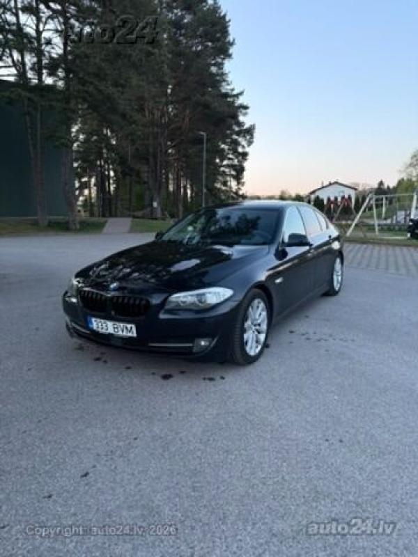 Black BMW 5 Series 2010 in Tallinn, with an engine capacity of 3.00 L and mileage of 267 thousand km for 13900 €, photo 2 on AUTOMOTO.COM.LV
