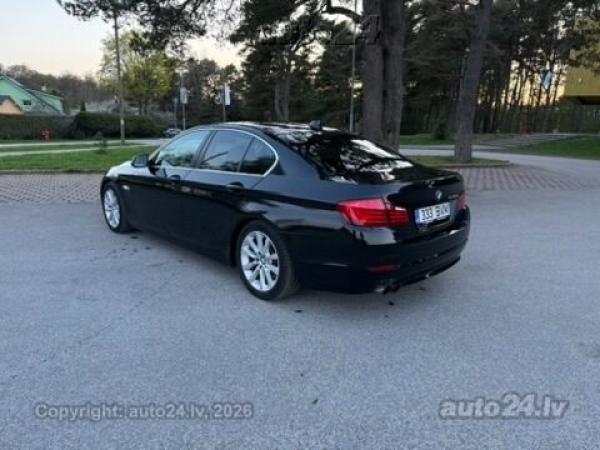 Black BMW 5 Series 2010 in Tallinn, with an engine capacity of 3.00 L and mileage of 267 thousand km for 13900 €, photo 3 on AUTOMOTO.COM.LV