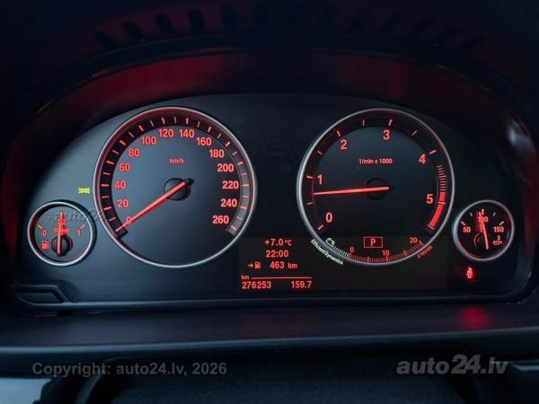 Black BMW 5 Series 2010 in Tallinn, with an engine capacity of 3.00 L and mileage of 267 thousand km for 13900 €, photo 8 on AUTOMOTO.COM.LV