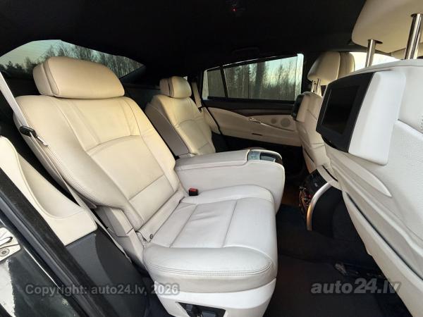 Melns BMW 5 Series 2010 Pērnava, ar dzinēja tilpumu 3.00 L un nobraukumu 215 tūkst. km par 8400 €, foto 10 vietnē AUTOMOTO.COM.LV