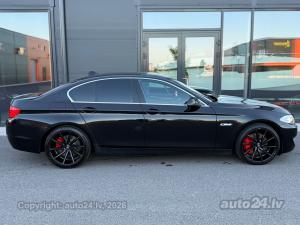 Melns BMW 5 Series 2010 Kuresāre, ar dzinēja tilpumu 3.00 L un nobraukumu 312 tūkst. km par 6990 €, foto 9 vietnē AUTOMOTO.COM.LV