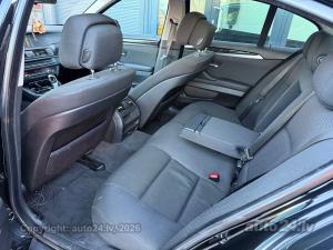 Melns BMW 5 Series 2010 Kuresāre, ar dzinēja tilpumu 3.00 L un nobraukumu 312 tūkst. km par 6990 €, foto 17 vietnē AUTOMOTO.COM.LV