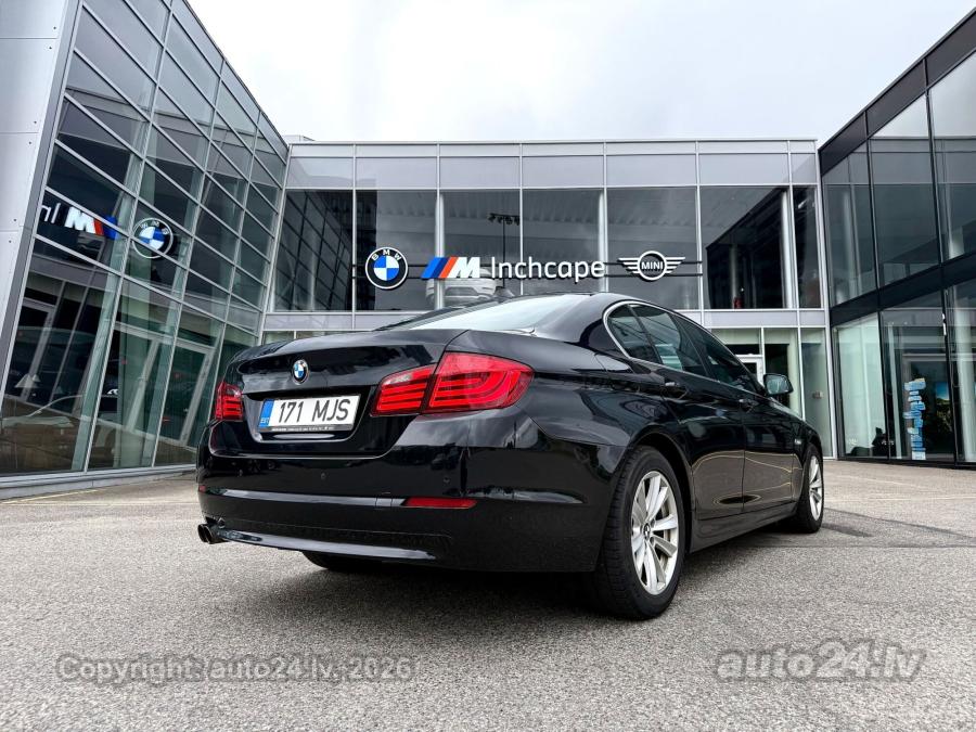 Melns BMW 5 Series 2010 Tallina, ar dzinēja tilpumu 2.00 L un nobraukumu 255 tūkst. km par 9999 €, foto 5 vietnē AUTOMOTO.COM.LV