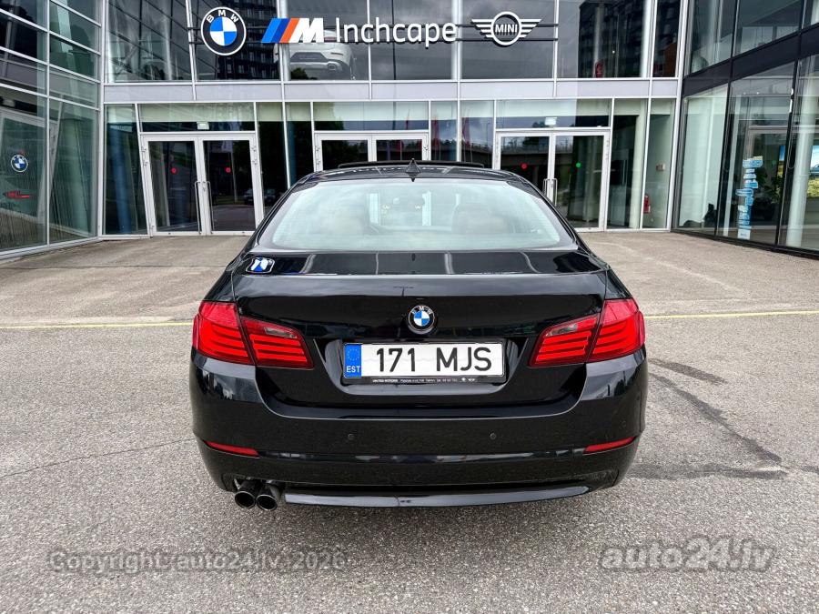 Melns BMW 5 Series 2010 Tallina, ar dzinēja tilpumu 2.00 L un nobraukumu 255 tūkst. km par 9999 €, foto 7 vietnē AUTOMOTO.COM.LV