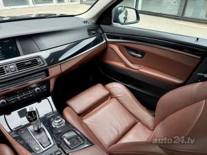 Melns BMW 5 Series 2010 Tallina, ar dzinēja tilpumu 2.00 L un nobraukumu 255 tūkst. km par 9999 €, foto 13 vietnē AUTOMOTO.COM.LV